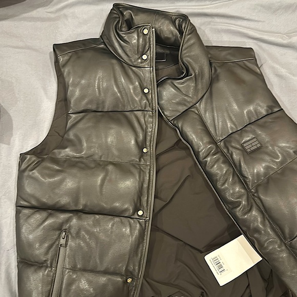 Frame Denim | Jackets & Coats | Frame Plaque Quilted Leather Vest Size ...
